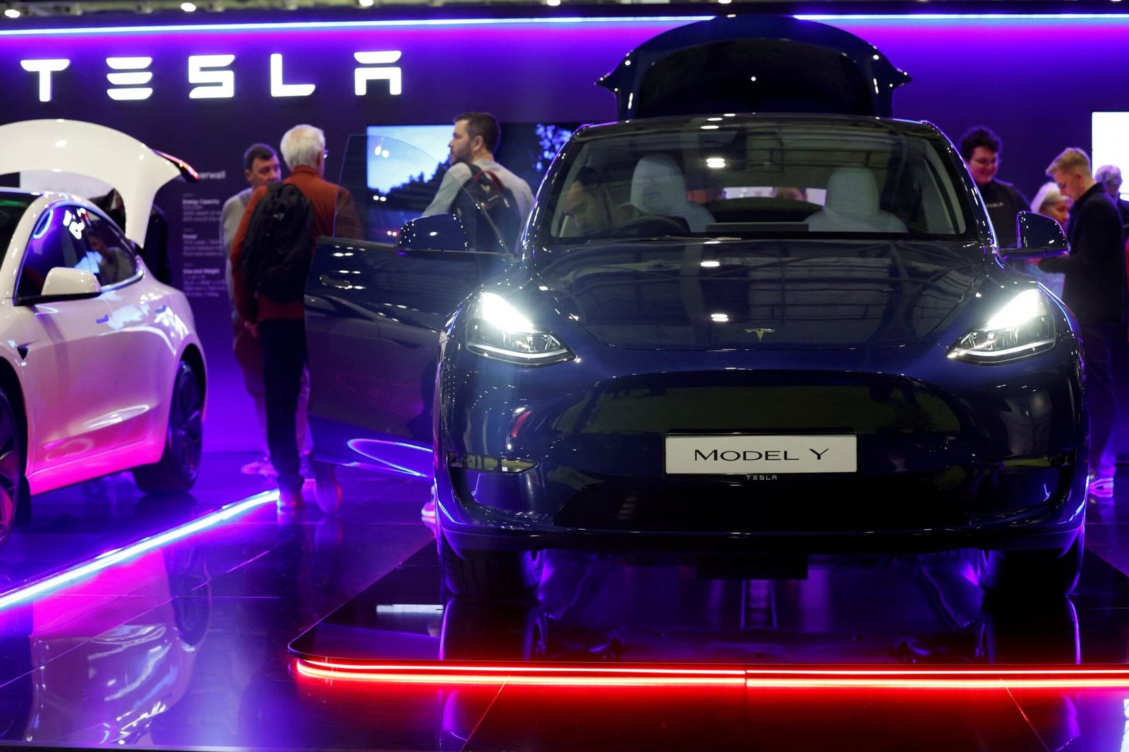 Tesla Launches Higher-Priced Model Y Variant in U.S., Canada, and ...